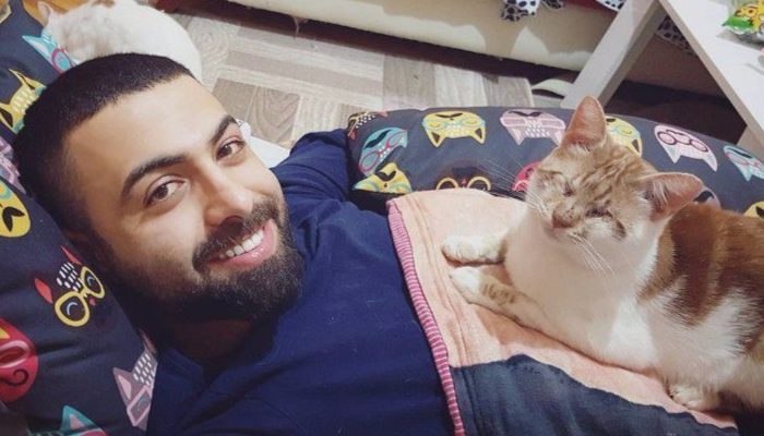 Sarper Duman is a musician from Turkey and a big fan of cats
